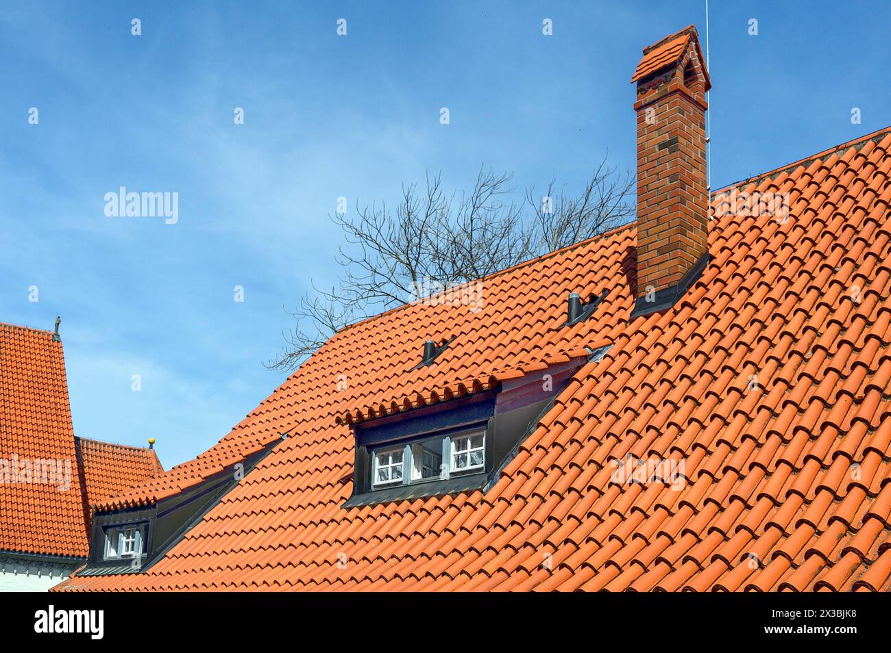 Roof tiles, tiled roof with chimney and dormers, Kaufbeuern, Allgaeu ...