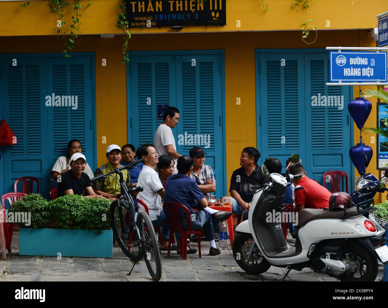 Vietnamese Men Drinking Their Morning Tea And Socializing Old City Of Hoi An Vietnam Stock