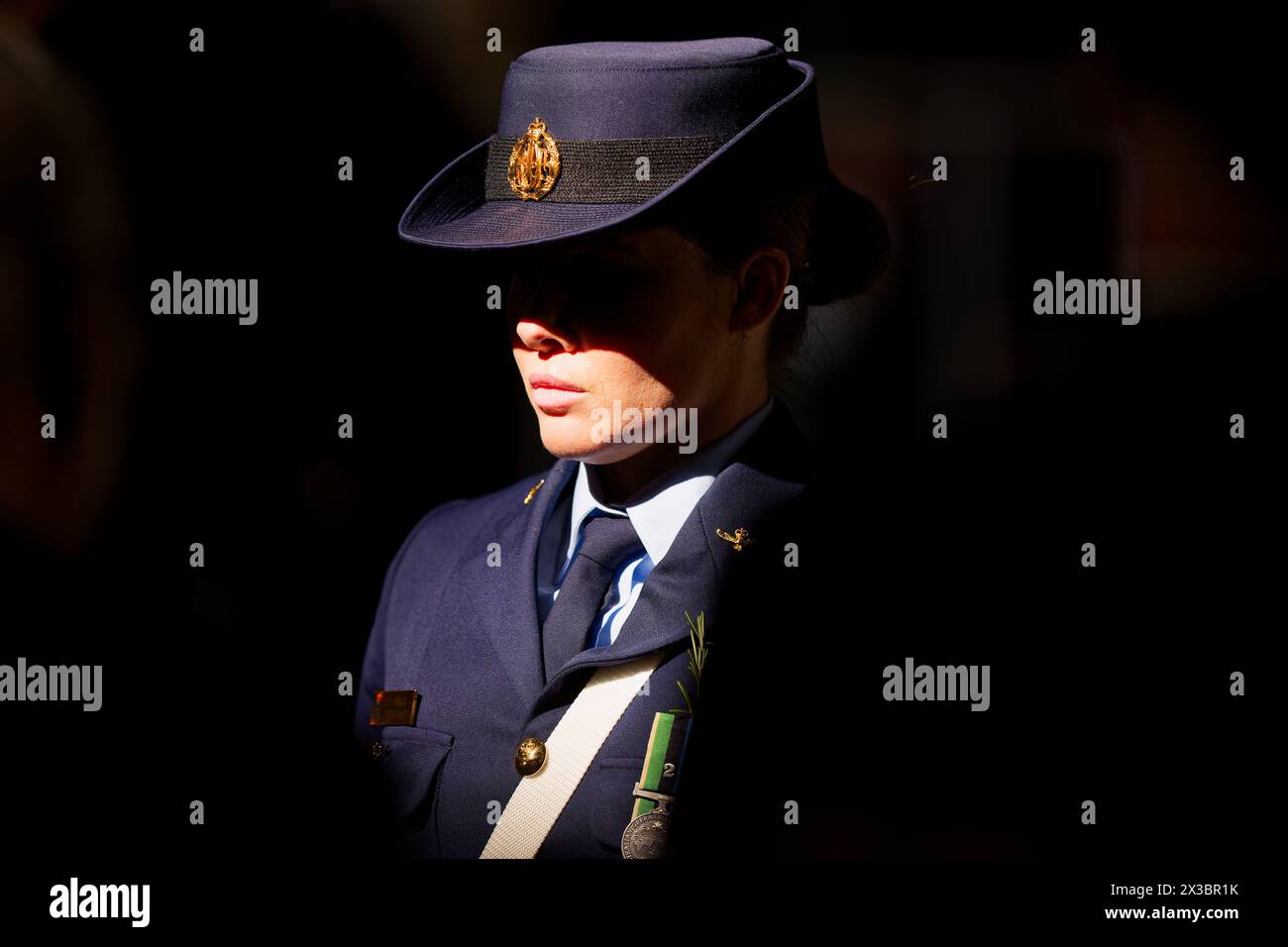 Sydney, Australia. 25th Apr, 2024. A member of the Catafalque Party ...