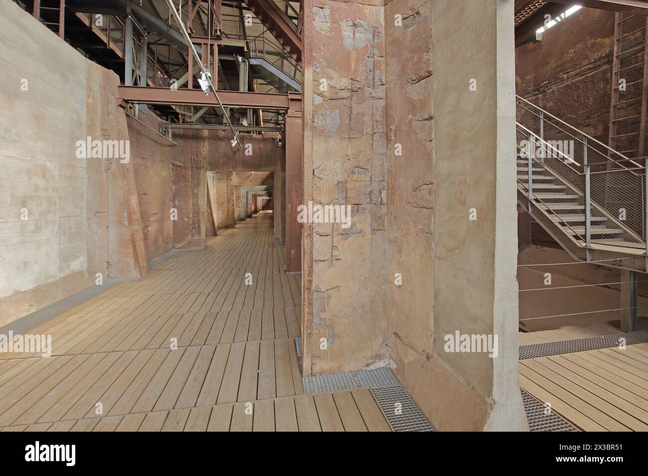 Interior view of the Moellerhalle with long corridors, vanishing point ...