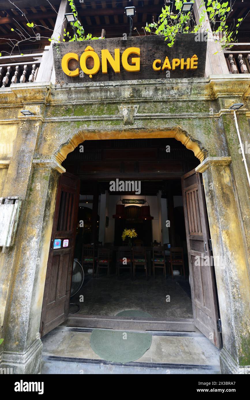 Cong Caphe in the old town of Hoi An, Vietnam Stock Photo - Alamy
