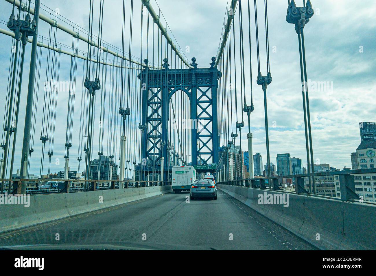 Car journey on the Manhattan Bridge from Manhattan to Brooklyn, New ...