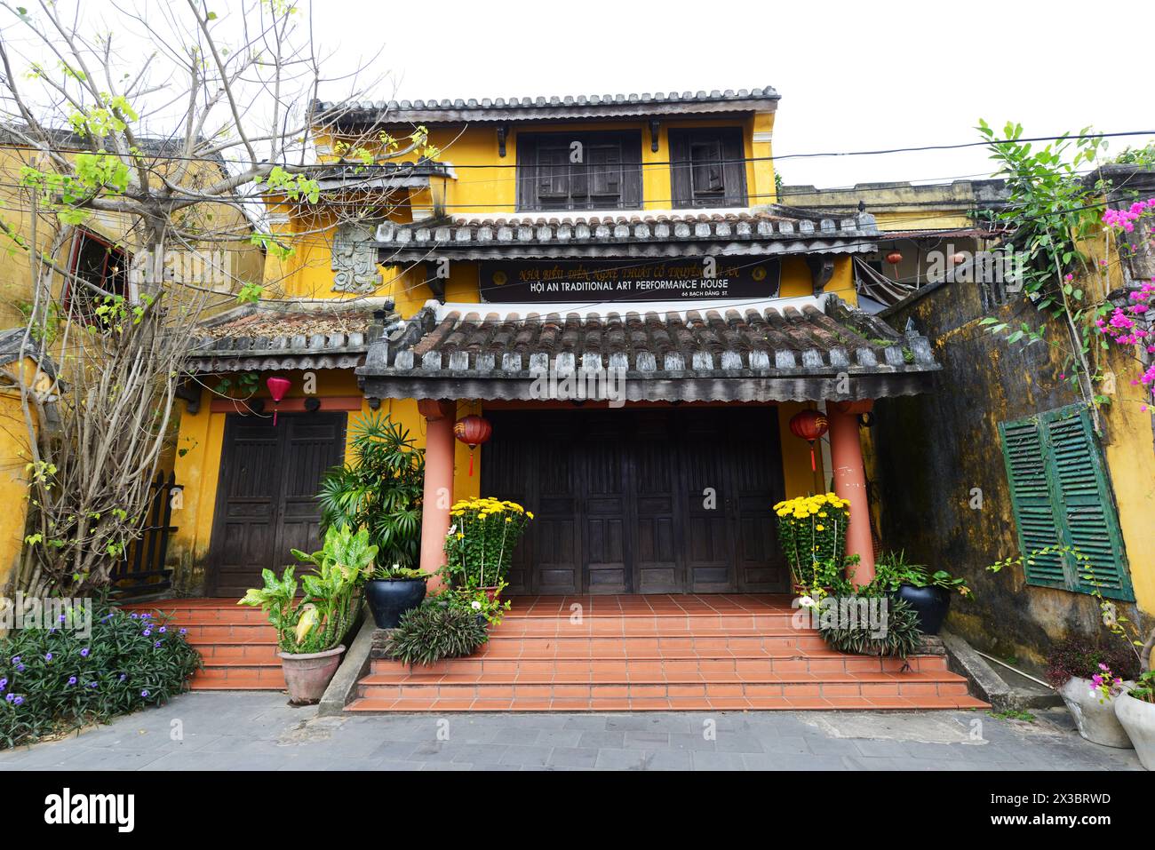 The traditional art performance house in the old city of Hoi An ...