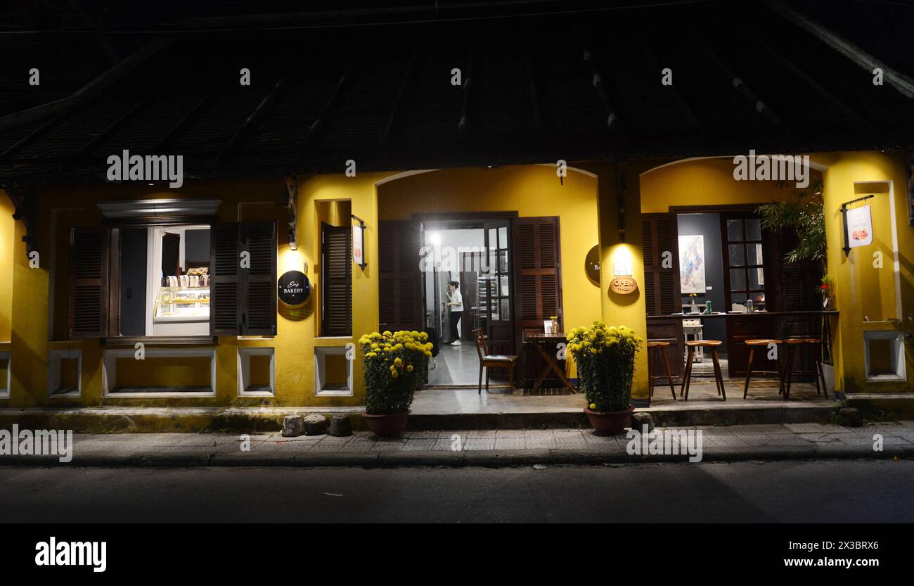 EM’s Bakery at night. Hoi An, Vietnam Stock Photo - Alamy
