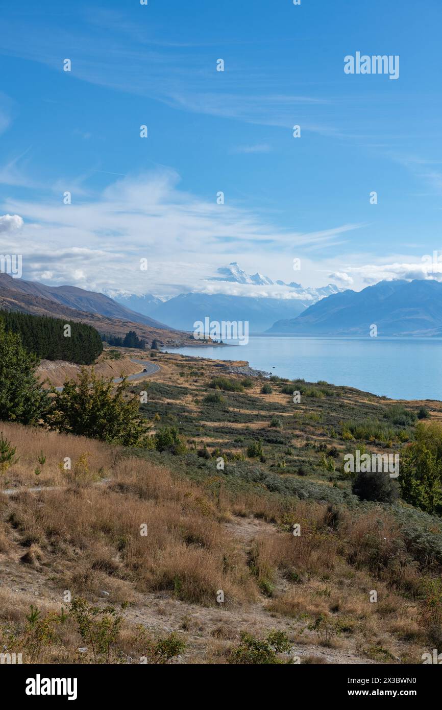 View of Lake Benmore from state highway Stock Photo - Alamy