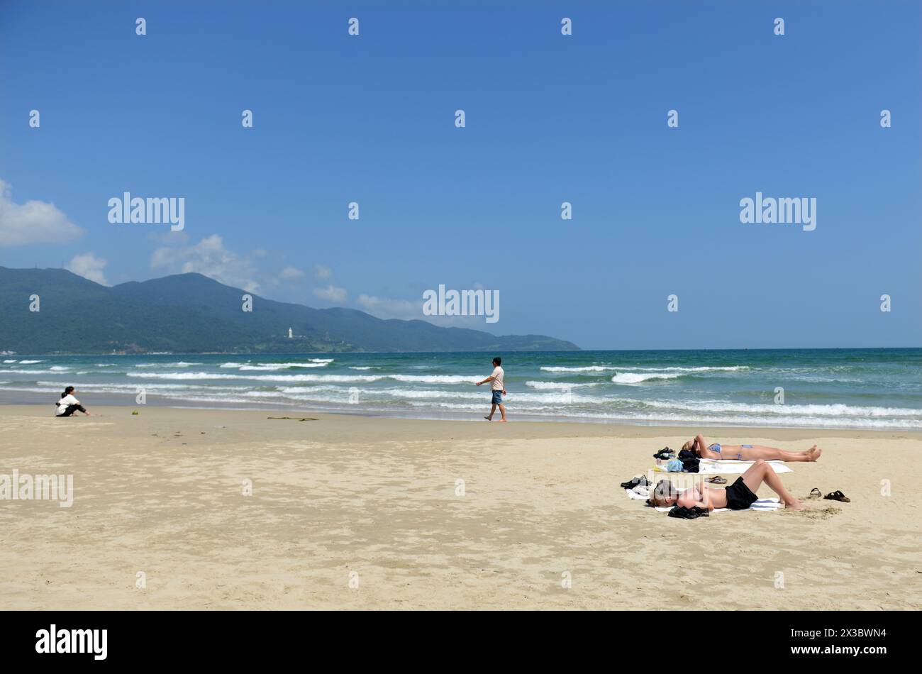 Da nang beach sunbathing hi-res stock photography and images - Alamy