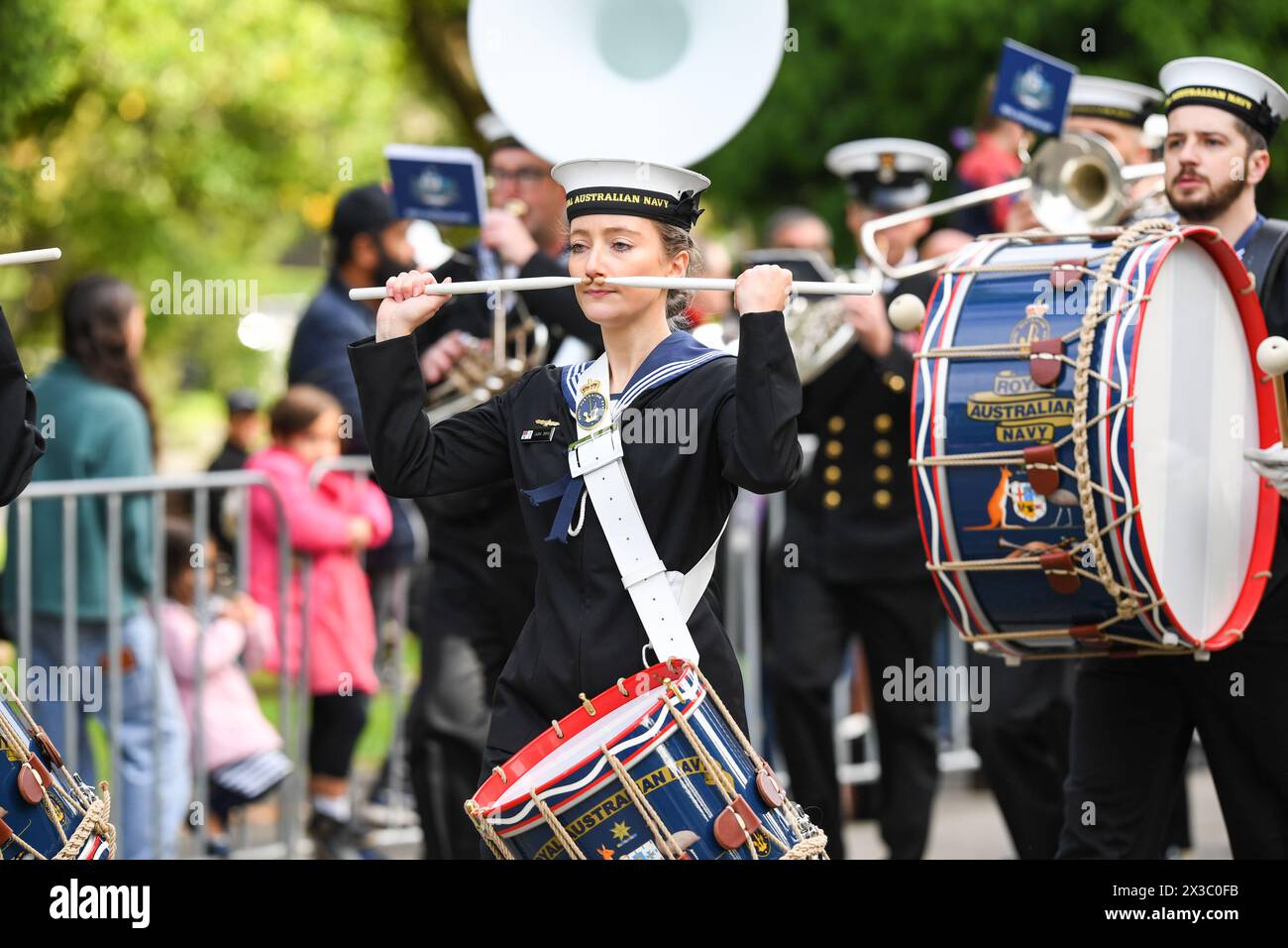 Melbourne, Australia. 25th Apr, 2024. Australian Navy band's musician Laura Smith marching ...