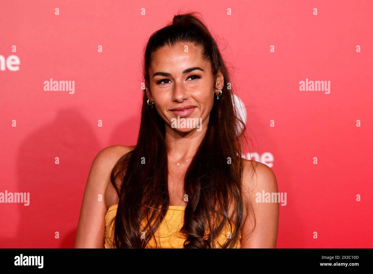 Sängerin Sarah Engels bei der Vodafone Night of Entertainment 2024 im ...