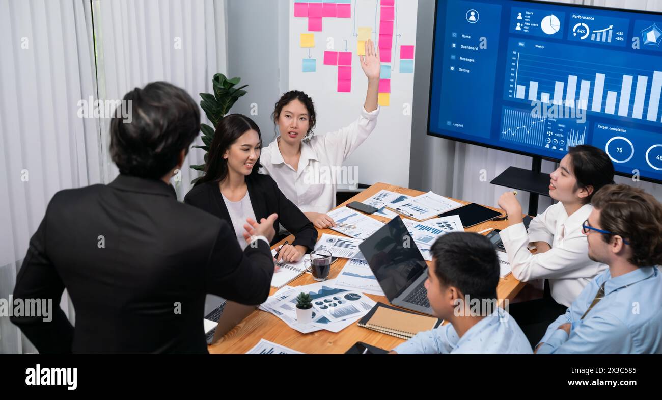 Insightful strategy hi-res stock photography and images - Alamy