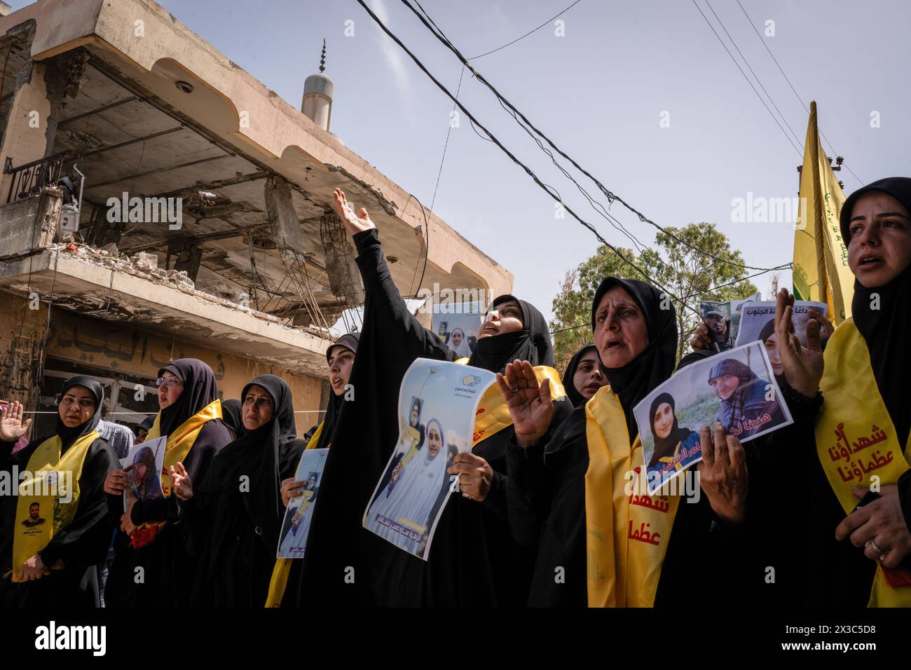 Hanin, Lebanon. 25th Apr, 2024. Rana, mother of Sarah Hussein Qashqash ...