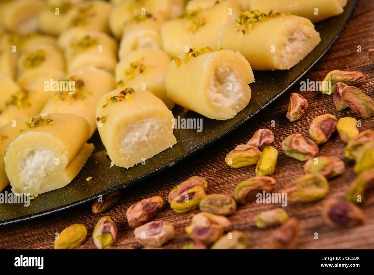 LEBANESE PASTRY RECIPE, ORIENTAL FOOD, HALAWET AL JEBEN, MOZARELLA ...