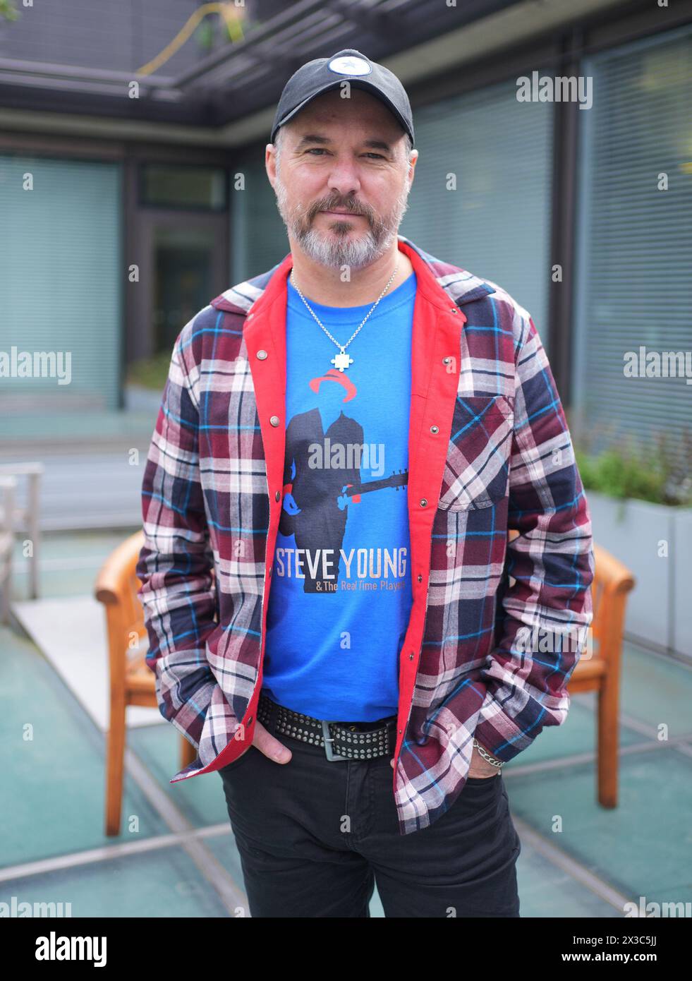 Patient Steve Young at University College Hospital Macmillan Cancer ...