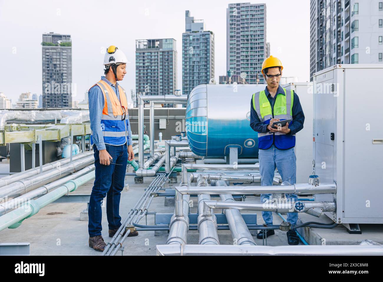 System tank hi-res stock photography and images - Alamy