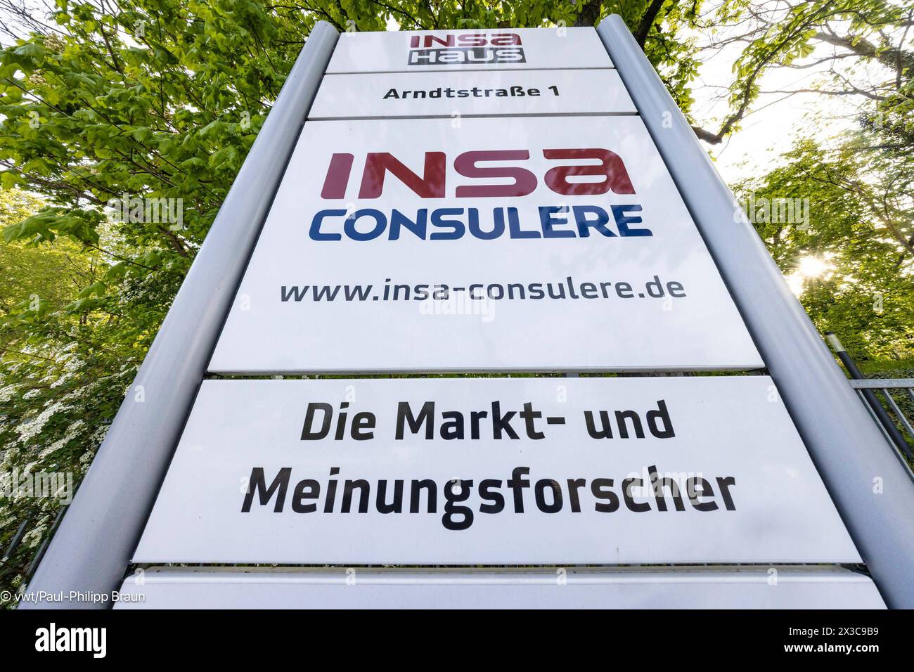 Consulere hi-res stock photography and images - Alamy
