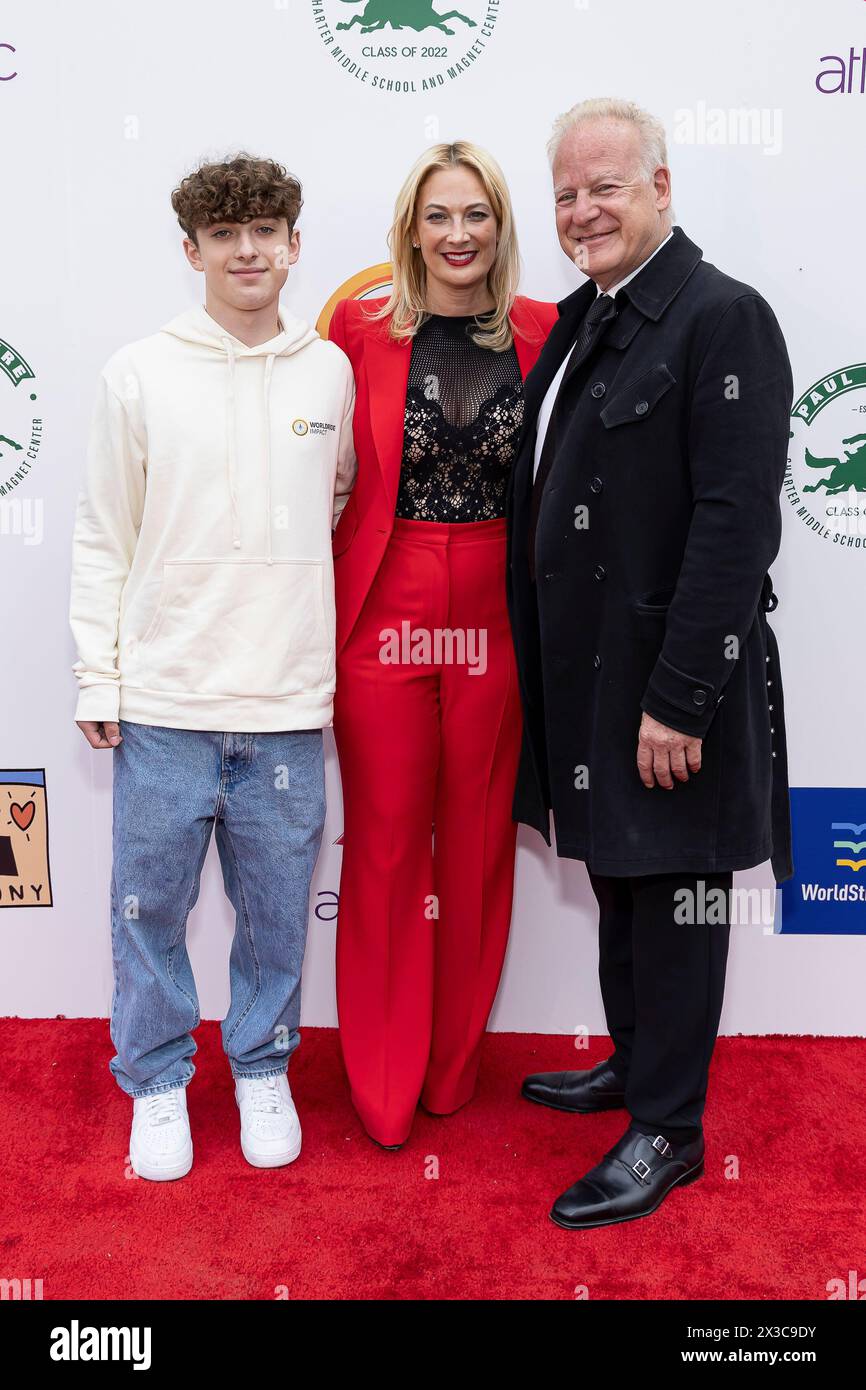 Los Angeles, USA. 25th Apr, 2024. Sam Natella, Jamee Natella and Steven Paul attend the arrivals ...
