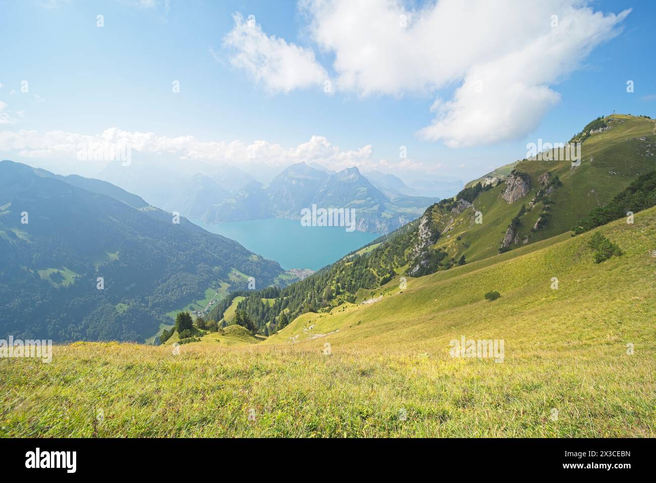 The ridge hike “Klingenstock – Fronalpstock” is a very beautiful hike ...