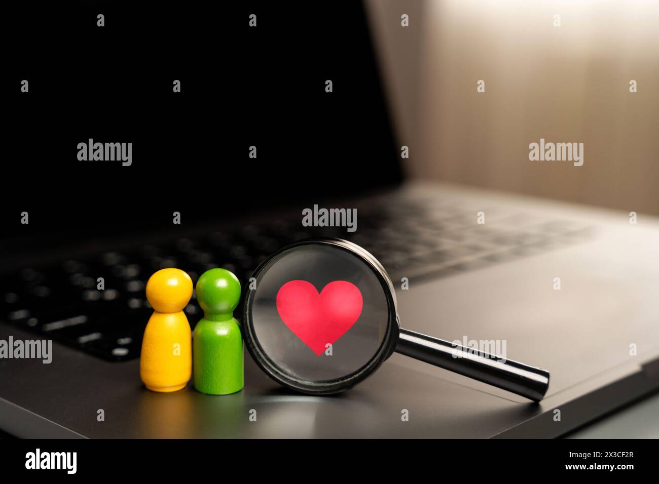 Finding partner to mate hi-res stock photography and images - Alamy