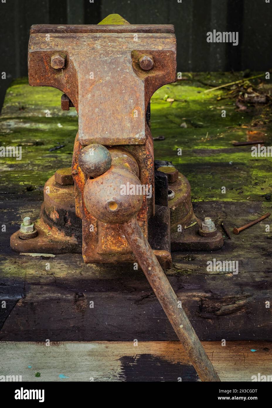 A rusty bench vice Stock Photo - Alamy