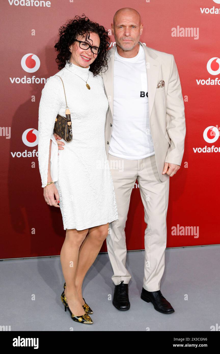Thorsten Legat mit Ehefrau Alexandra Legat bei der Vodafone Night of ...