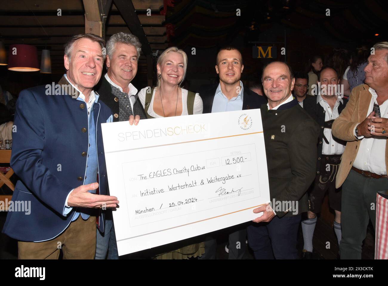 Patrick Lindner Saenger Prof Dr Stephan J. Lang Bekam Scheck fuer ...