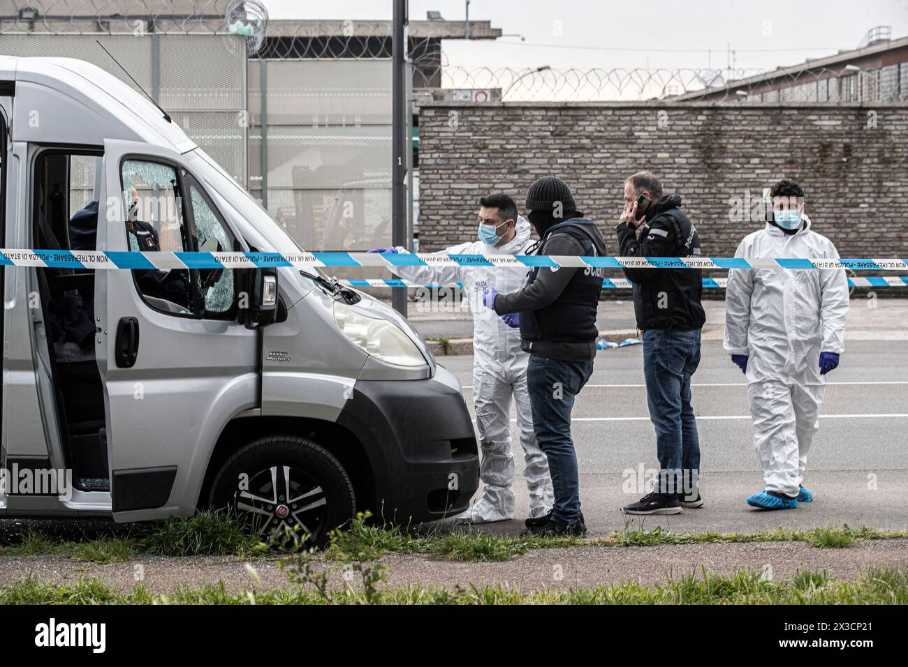 Milano, Italia. 26th Apr, 2024. Via Varsavia Sparatoria, ragazzo di 18 ...