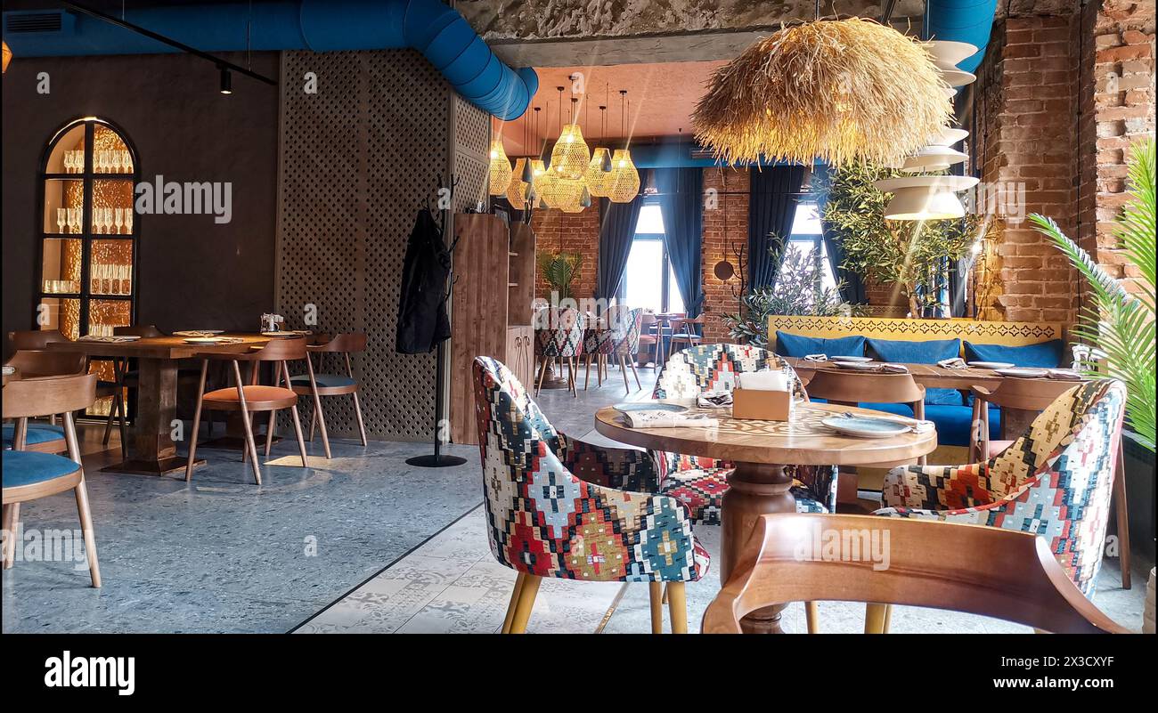 Old restaurant interior hi-res stock photography and images - Alamy