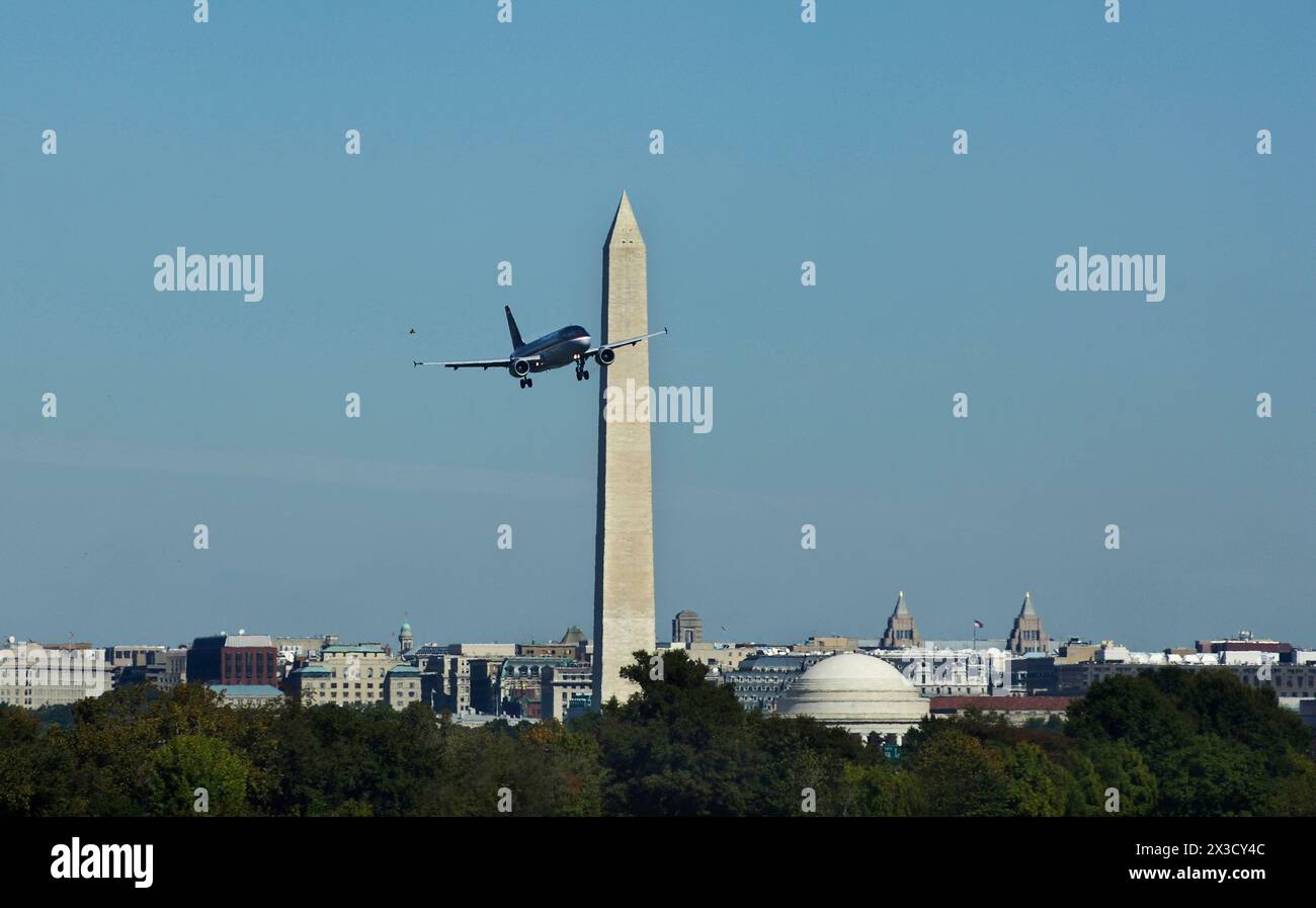 USAirways plane landing at Reagan National Airport in DC. The ...