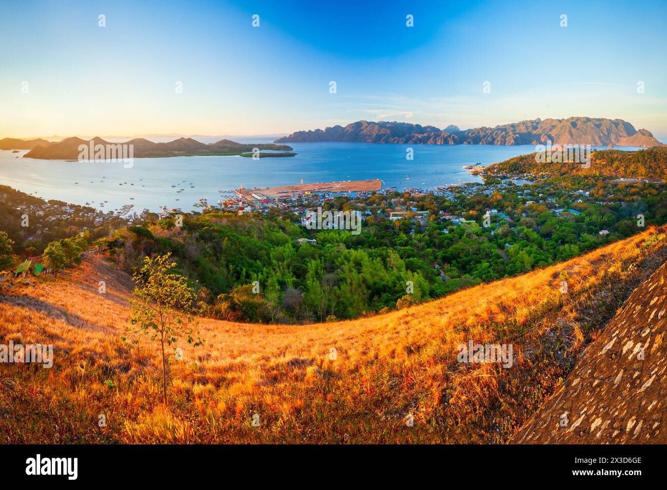 Coron town aerial panoramic view at sunset, Busuanga island in Palawan ...