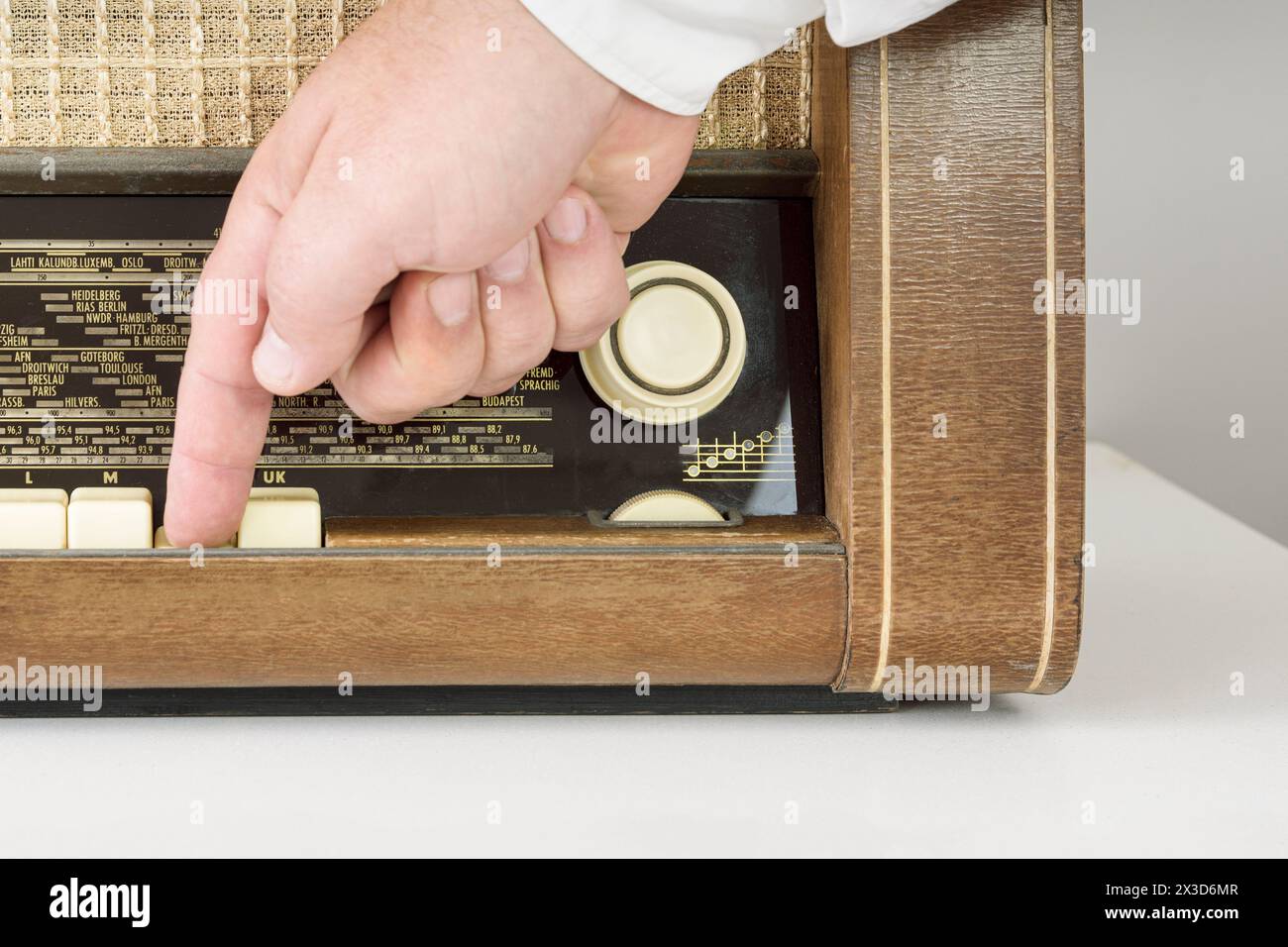 Portable radio 60s hi-res stock photography and images - Alamy
