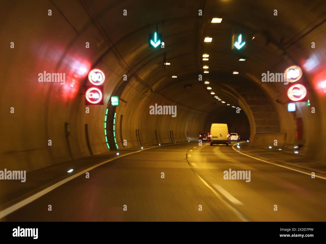 Tunnel Rennsteig 25.04.2024, Zella-Mehlis, Rennsteigtunnel, offiziell ...