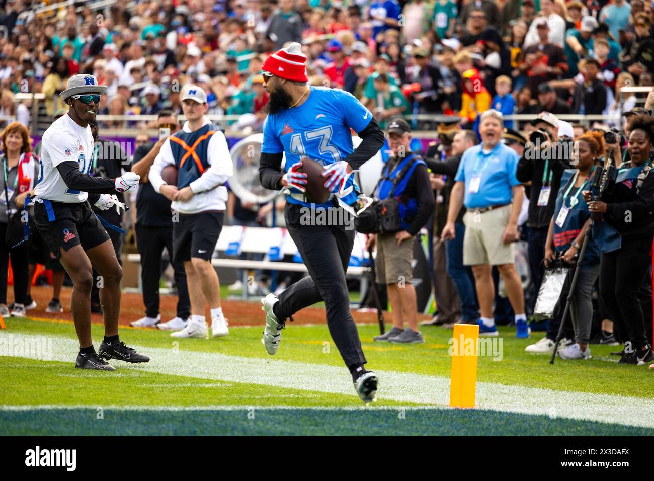 NFL Player Keenan Allen scoring touchdown at Pro Bowl Stock Photo - Alamy