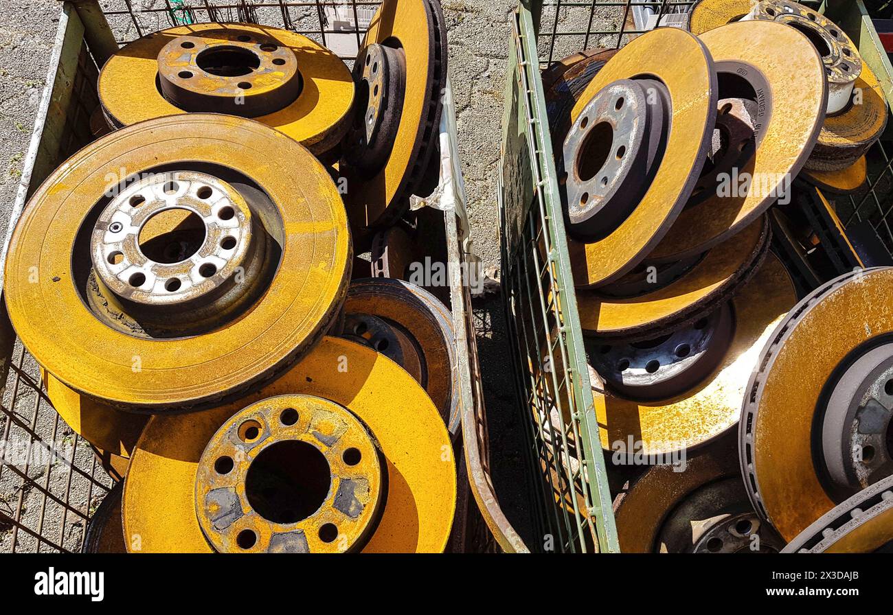 rusted brake discs Stock Photo - Alamy