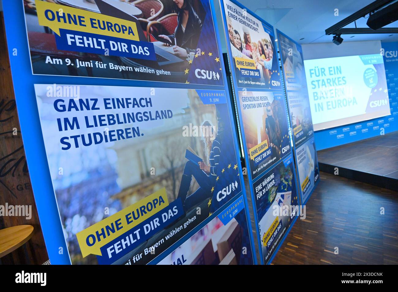 Vorstellung der CSU Kampagne zur Europawahl. Wahlplakate der CSU zur ...