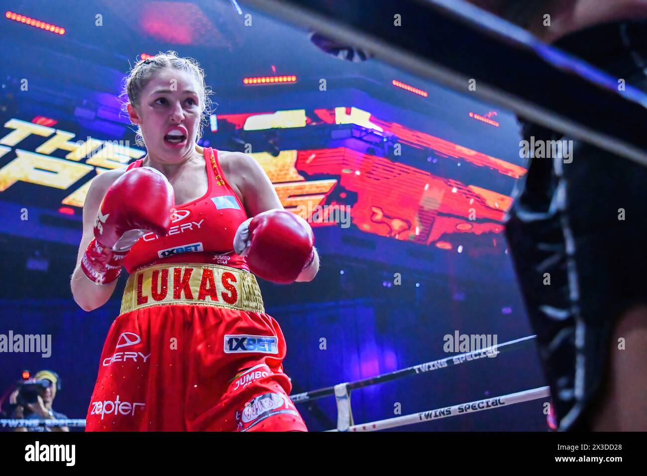 Bangkok, Thailand. 25th Apr, 2024. Angelina Lukas (9-1) (L) of ...