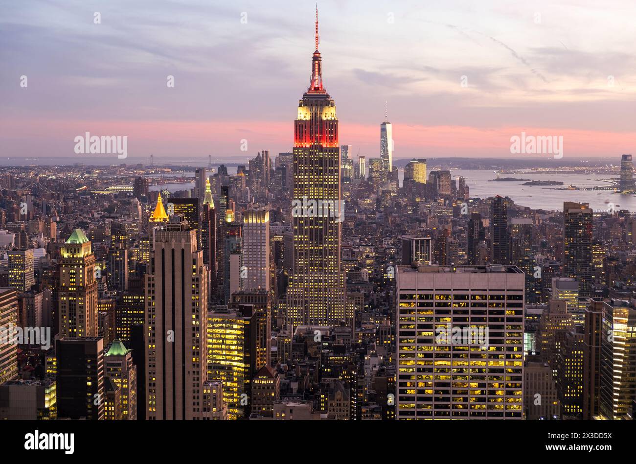 Empire state building skyline view hi-res stock photography and images ...