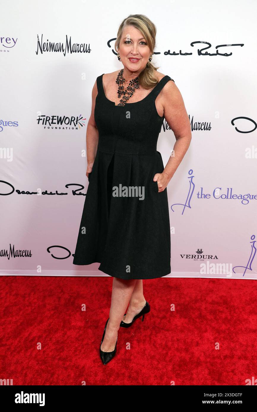 BEVERLY HILLS, CA - APRIL 25: Wendy Burch at 35th Annual Colleagues ...