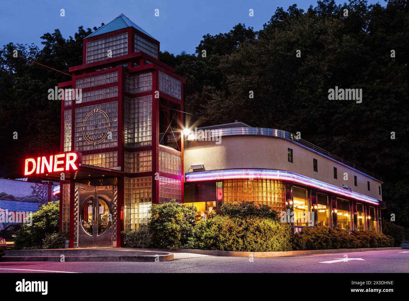 Bull's Head Diner Stamford, Connecticut, USA Stock Photo - Alamy