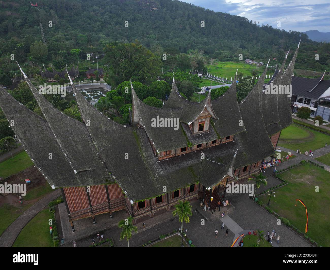 Pagaruyung traditional palace of the traditional community in Padang ...