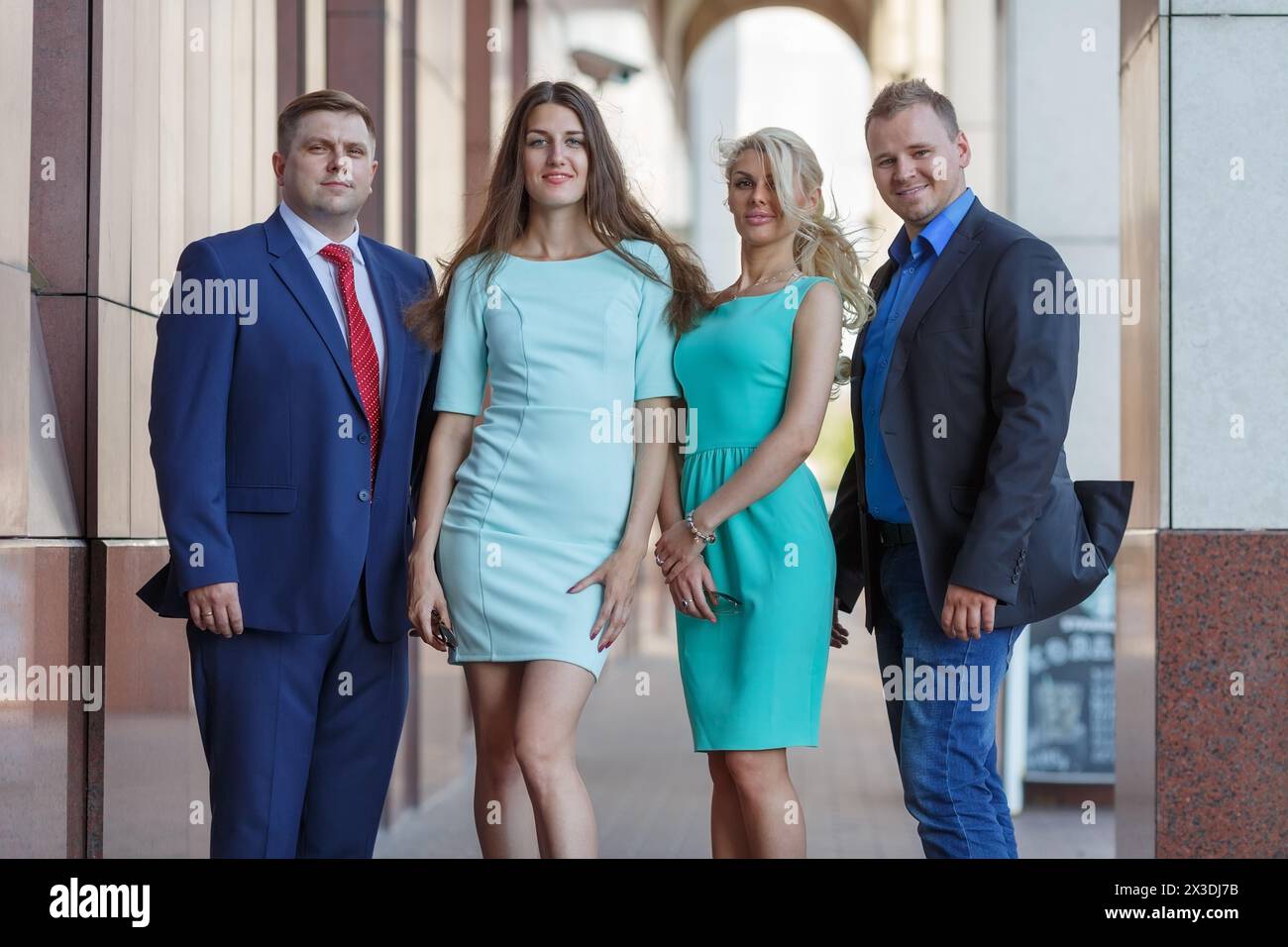 Group of well dressed men hi-res stock photography and images - Alamy