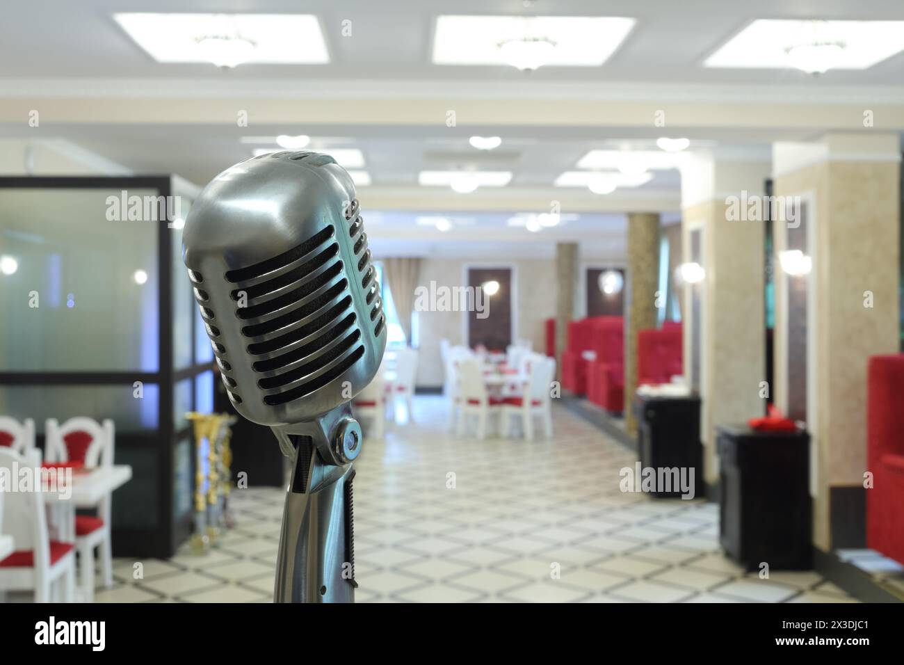Bar chair microphone stand hi-res stock photography and images - Alamy