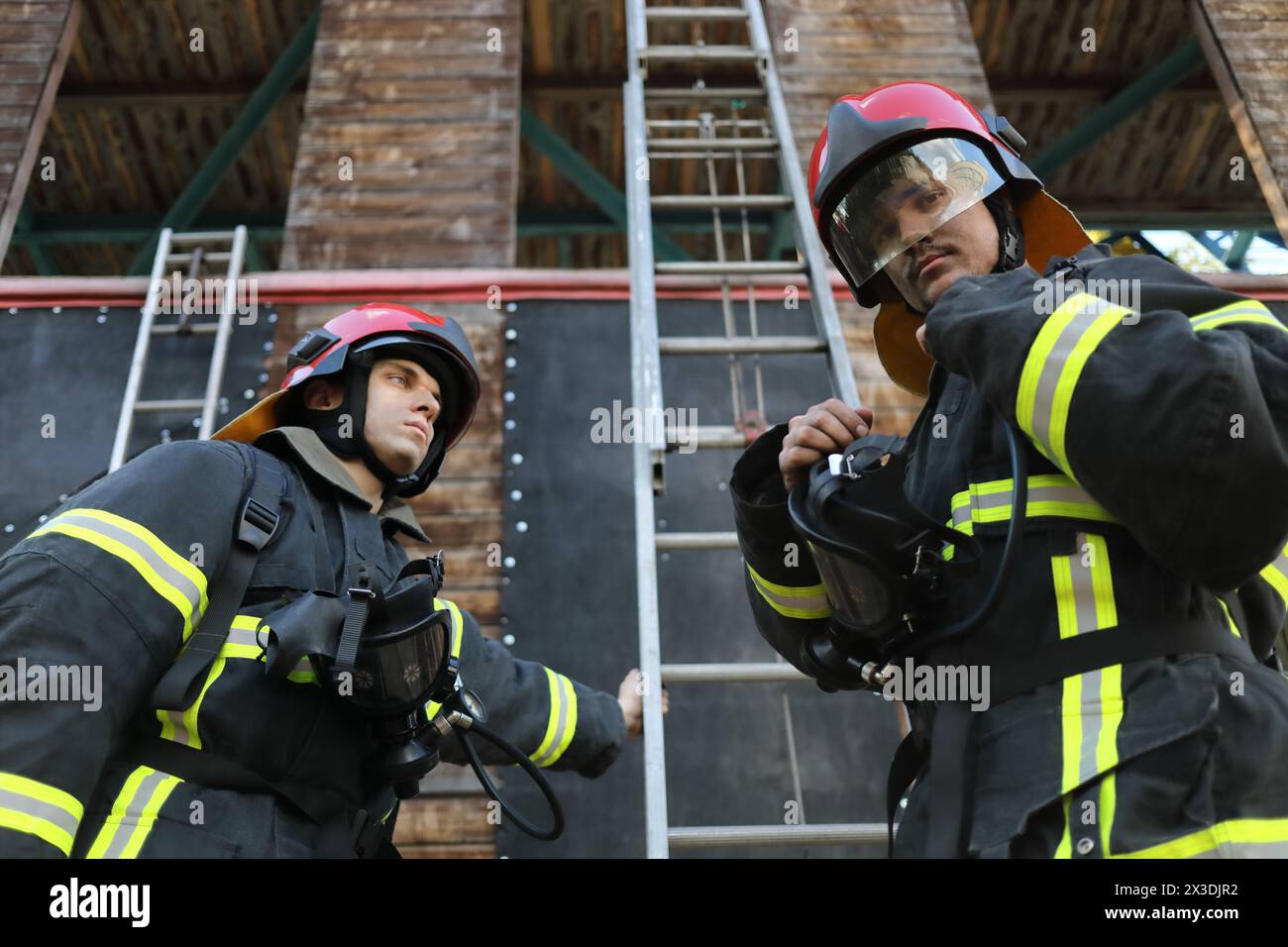 Fire fighter test hi-res stock photography and images - Alamy
