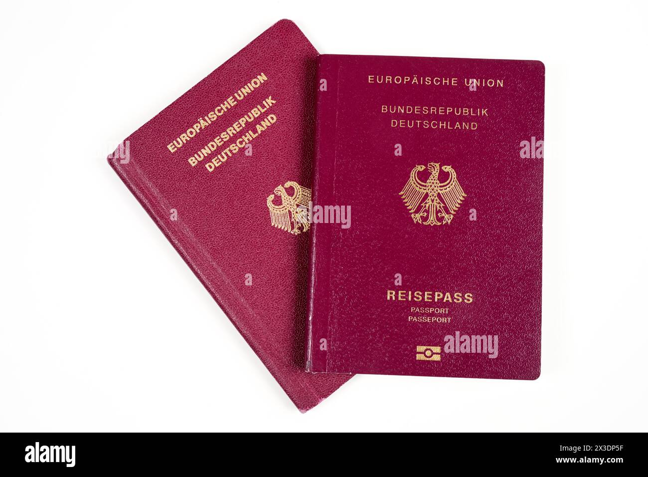 Reisepass der bundesrepublik deutschland hi-res stock photography and ...