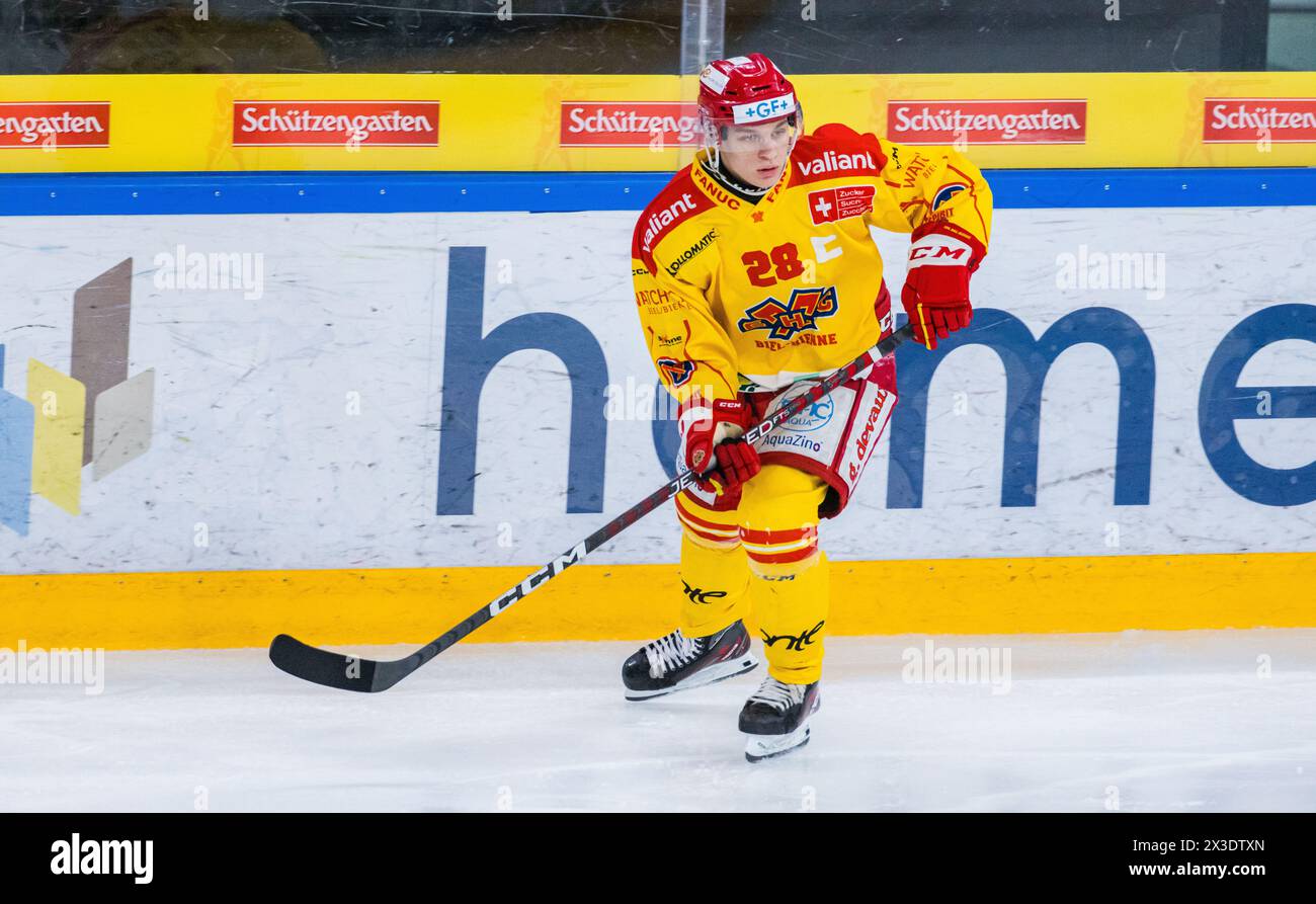 David moser hi-res stock photography and images - Alamy