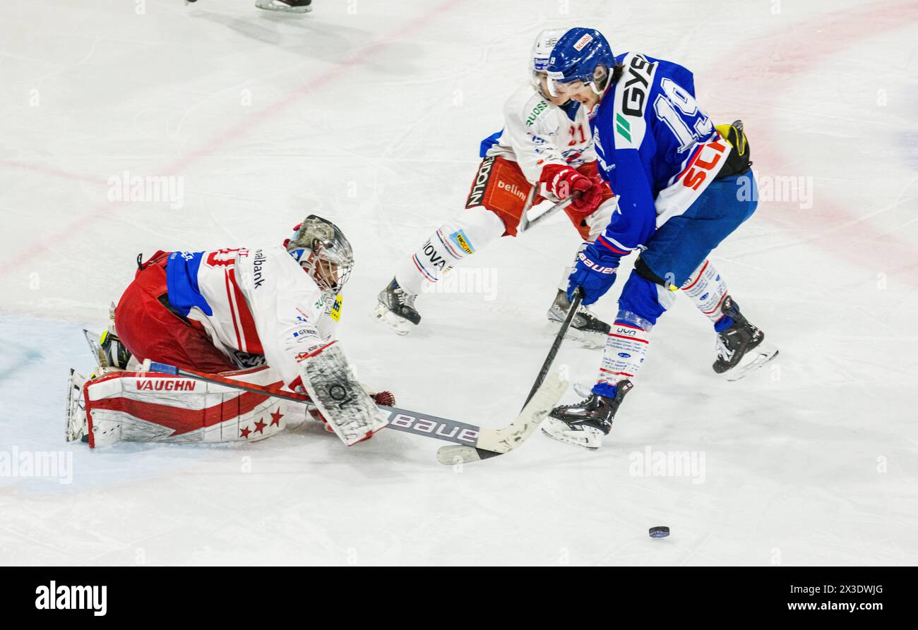 Noah greuter hi-res stock photography and images - Alamy