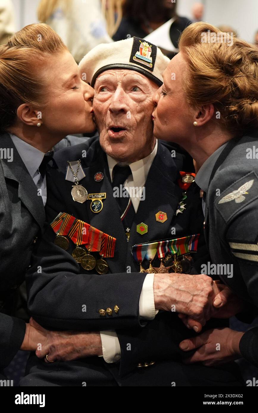 Uk d day 80 event hi-res stock photography and images - Alamy