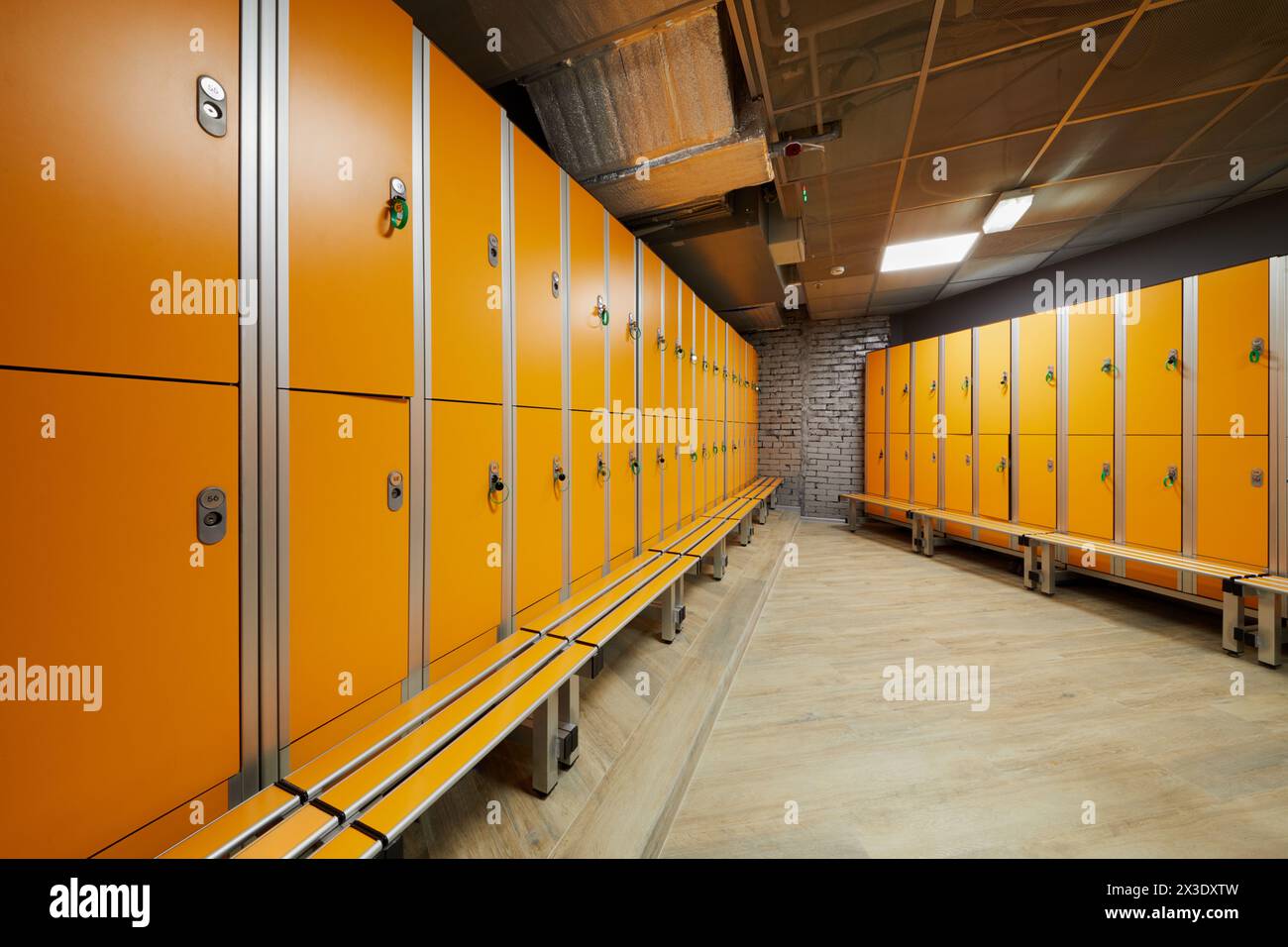 Center warranty hi-res stock photography and images - Alamy