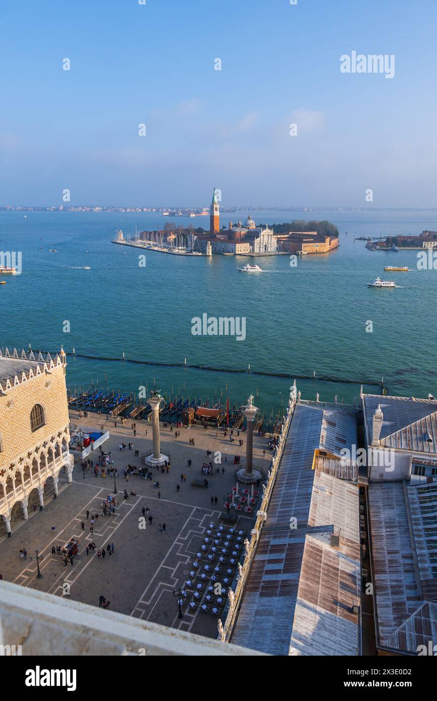 St marks square san giorgio maggiore hi-res stock photography and ...
