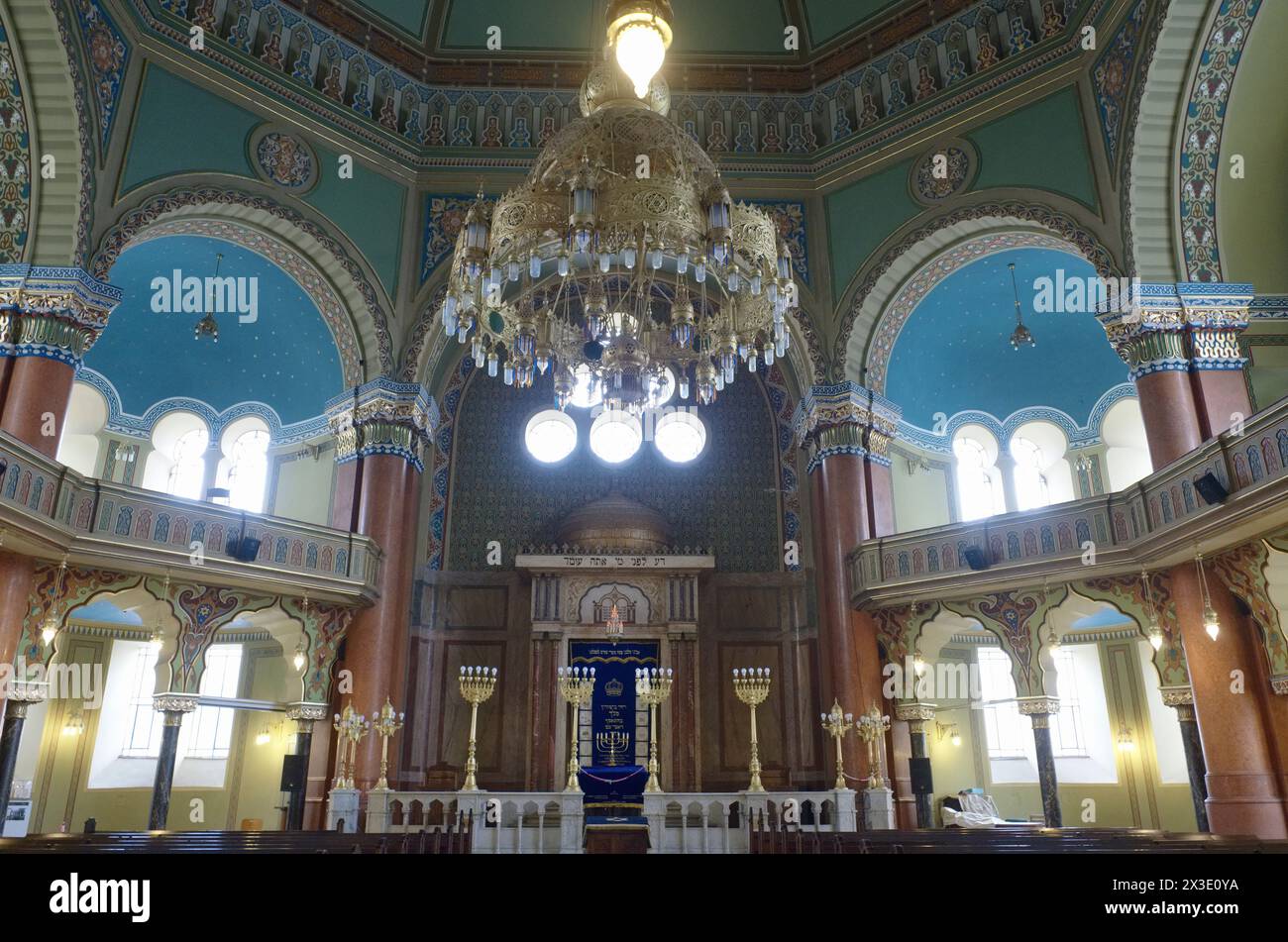 Bulgaria, Sofia; the interiors of the synagogue Stock Photo - Alamy