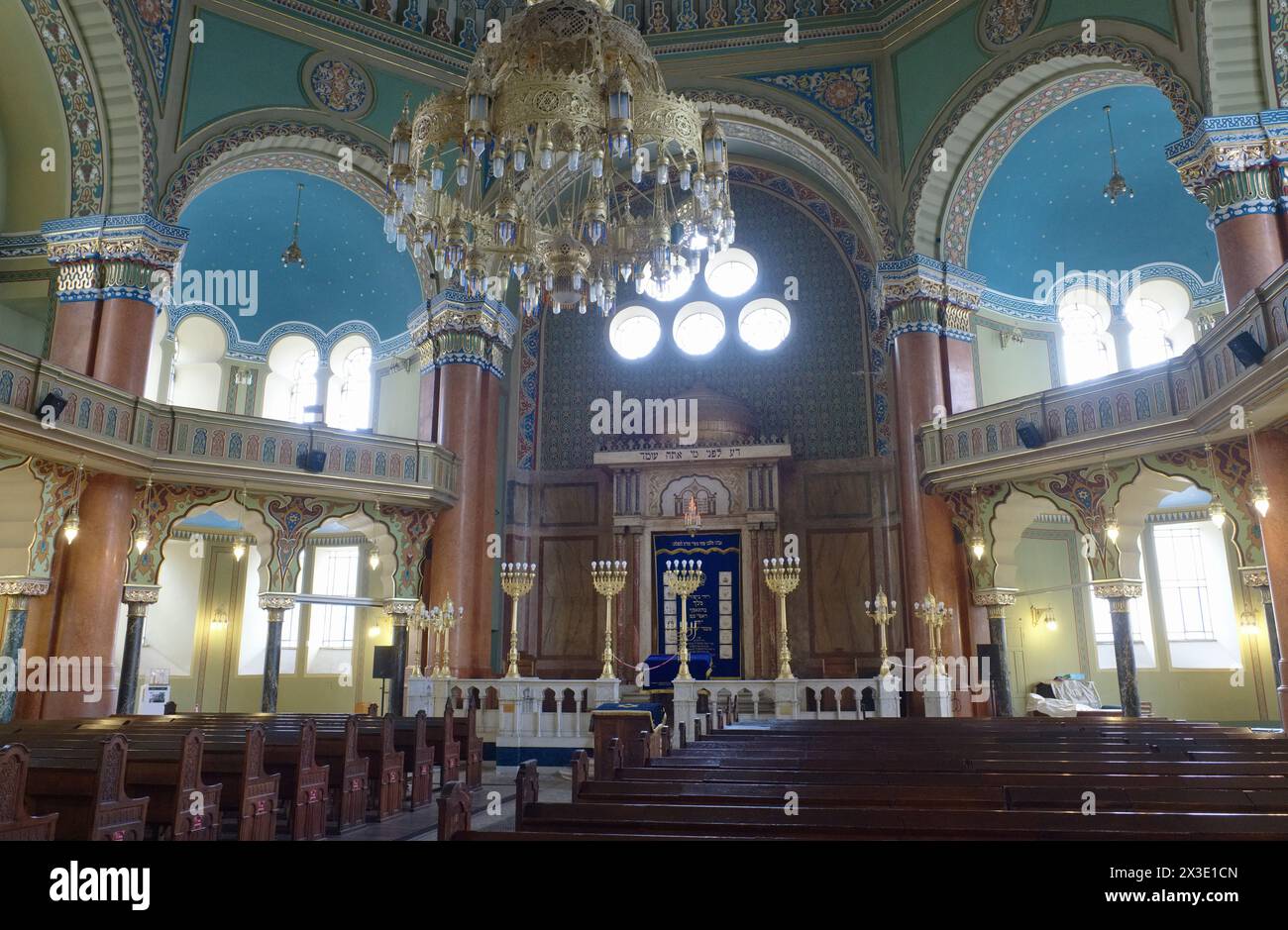 Bulgaria, Sofia; the interiors of the synagogue Stock Photo - Alamy