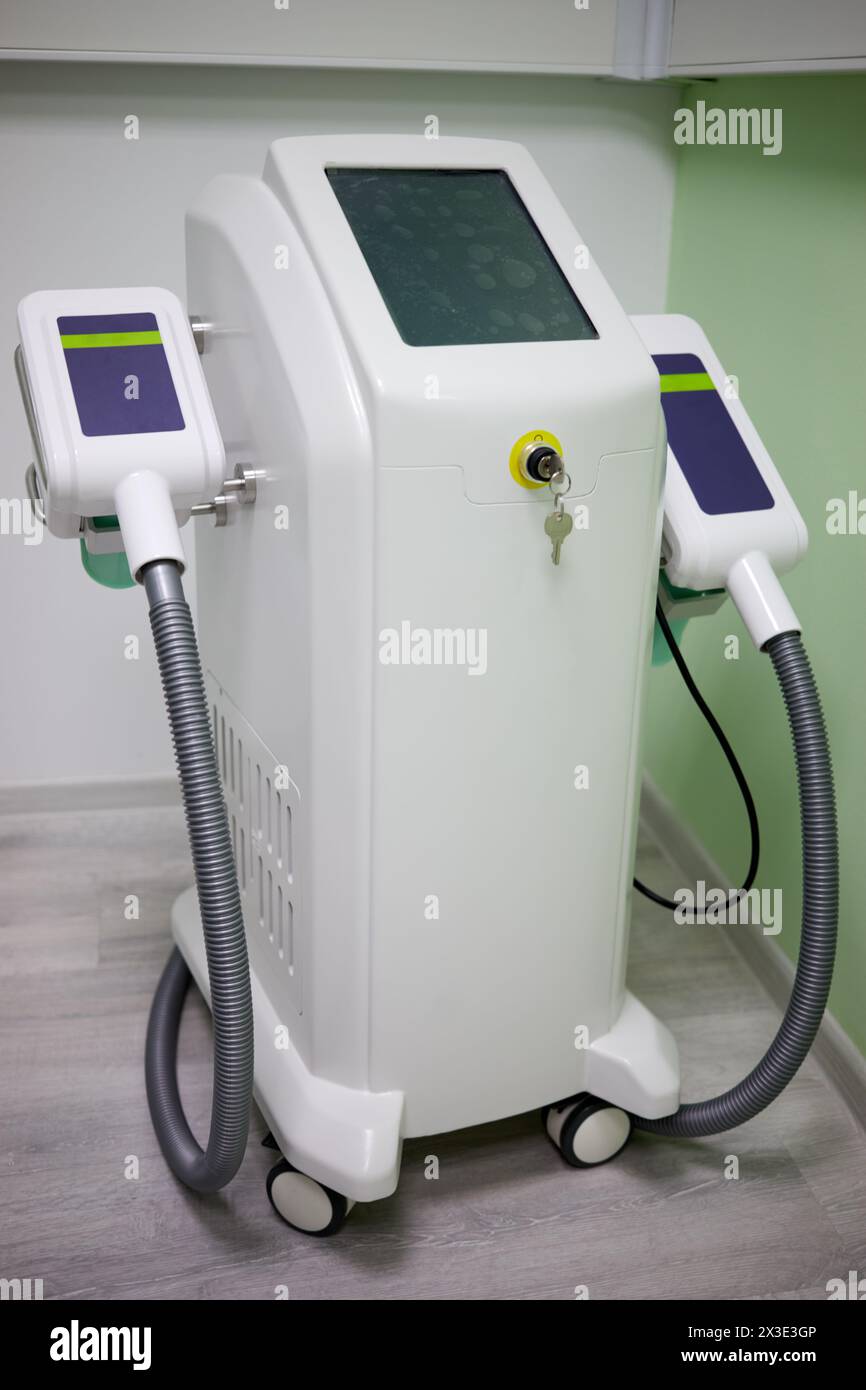 Fat freezing treatment hi-res stock photography and images - Alamy